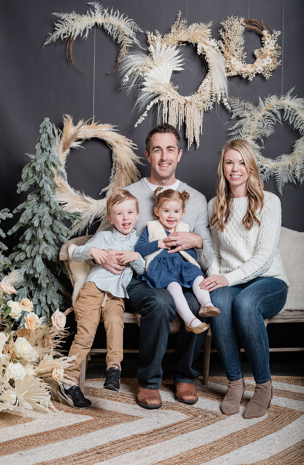Holiday Mini Sessions with Alison Bernier - 2019 • Beijos Events