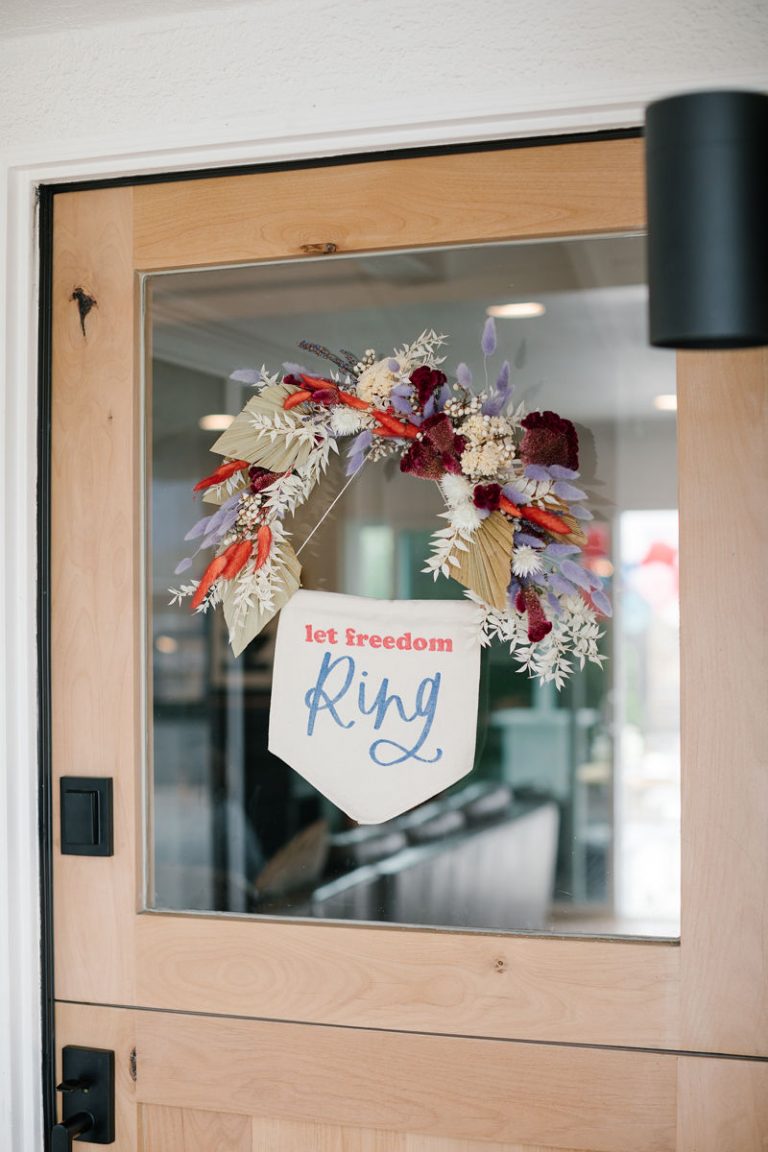 Fun 4th of July Front Door Decor You Can Easily DIY! – Beijos Events