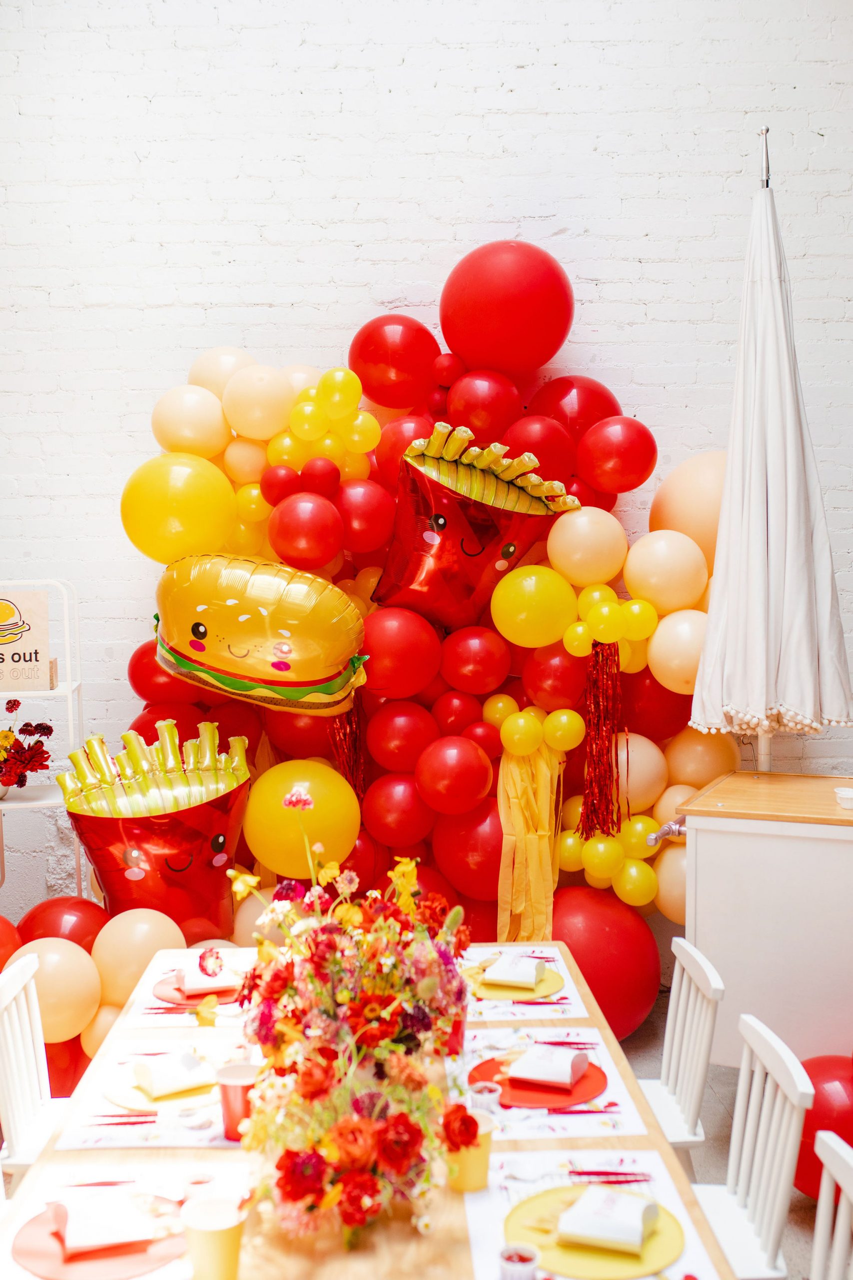 Eat your heart out! A Party with Burgers & Fries – Oh My! – Beijos Events