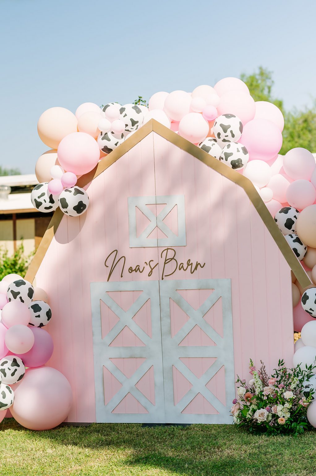 The Sweetest & Prettiest Little Barnyard Bash for Noa’s 4th Birthday ...