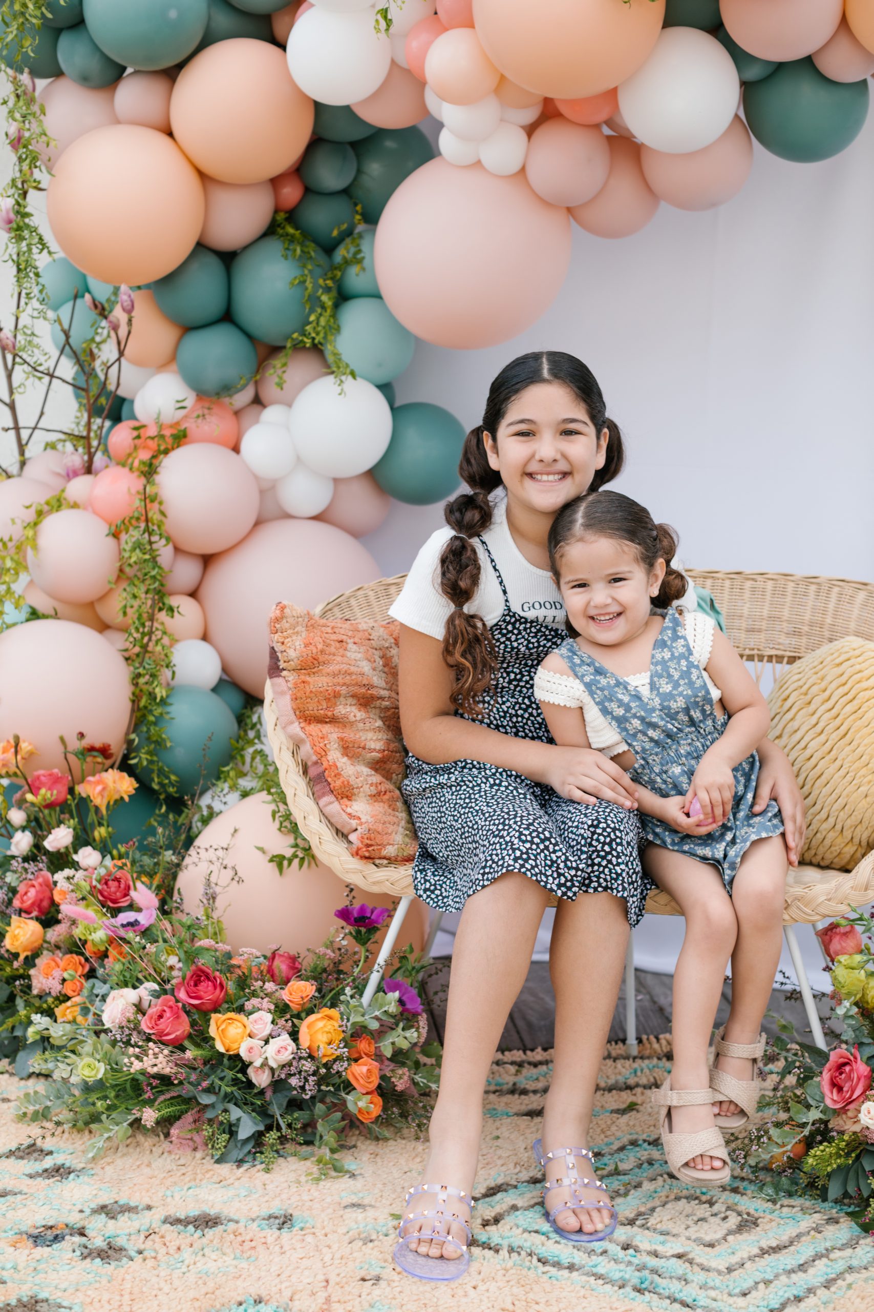 Sweet Springtime Mini Sessions with Alison Bernier – 2022 – Beijos Events