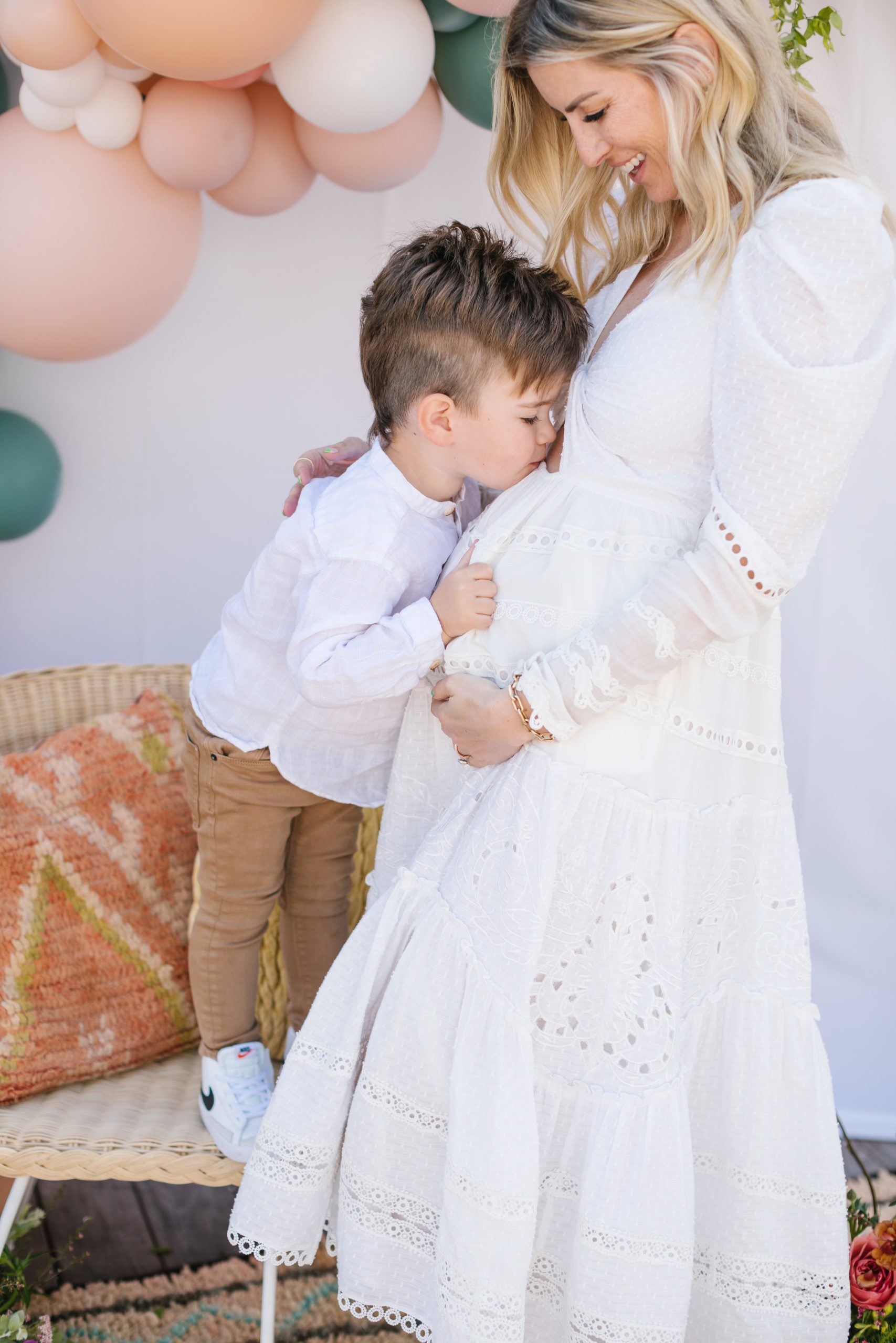 Sweet Springtime Mini Sessions with Alison Bernier – 2022 – Beijos Events